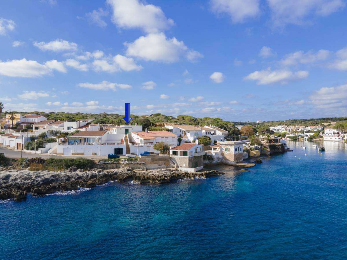 Bright 3 bedroom House for sale with sea view in Cala San Esteban ...